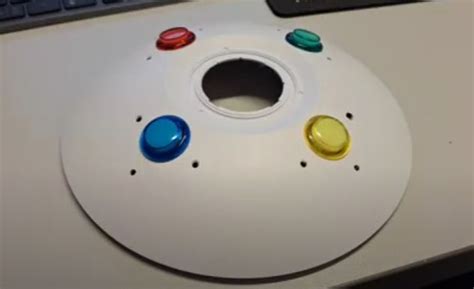 Raspberry Pi Pico Drives A Custom Simon Color Sequence Memory Game Toms Hardware