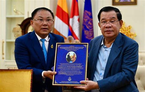 សម្តេចតេជោ ហ៊ុន សែន ផ្តល់អនុសាសន៍ និងការណែនាំឱ្យសមាគមឧកញ៉ាកម្ពុជា