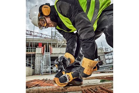 Угловая шлифмашина DEWALT 18В XR DCG405N - выгодная цена, отзывы ...