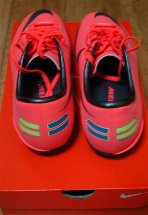 나이키 머큐리얼 빅토리3 Tf 망고 신발 갤러리