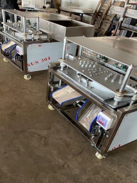 China Customized Dates Pitting Machine Suppliers Manufacturers