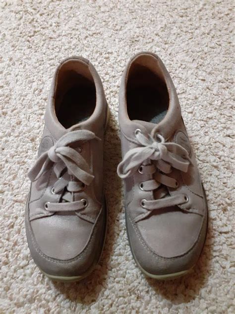 Кросівки кеді — ціна 150 грн у каталозі Кеди Купити жіночі речі за доступною ціною на Шафі