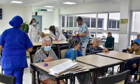 El Ministerio De Salud Destaca Programas De Cuidado Y Acompañamiento A