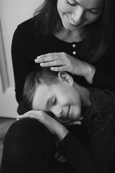 Фотограф Марина Николаева Семейные портреты Семейные фотосессии Фото матери с сыном