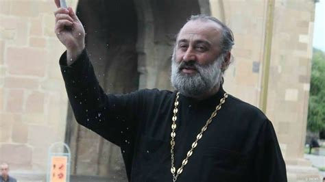 „ჩემი სიდედრი ამ ნაყენით სიმსივნისგან განიკურნა და მონაზონი გახდა“ მამა სერაფიმეს ნაყენის ამბავი