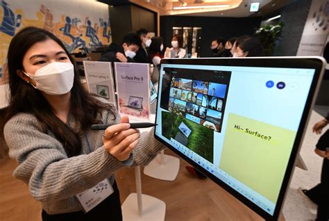 한국ms 하이브리드 서피스 신제품 출시 전자신문