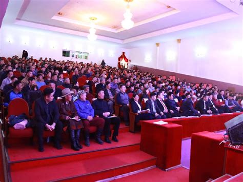 Махны үхрийн аж ахуй эрхлэгчид туршлага судалж байна Хүнсний хувьсгал