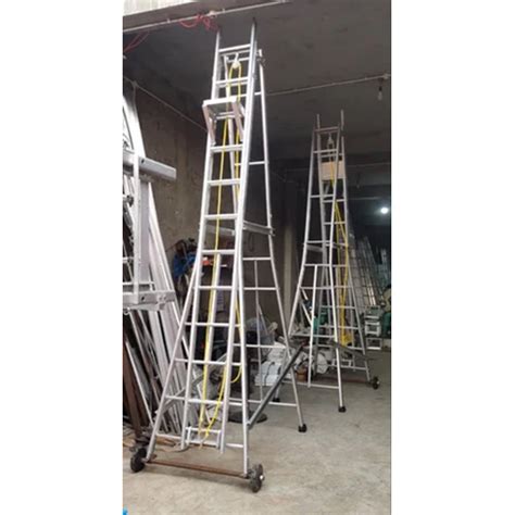 Aluminium Telescopic Small Wheel Ladder At Best Price In Howrah