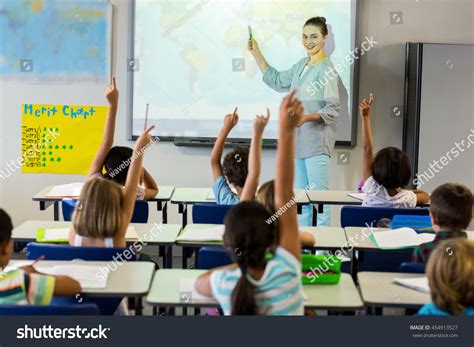 short throw projectors classroom clipart