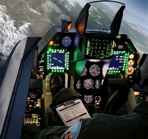 F 16 Simulator Fighter Jet Cockpit Turnkey Viper In 8 Weeks Cockpit