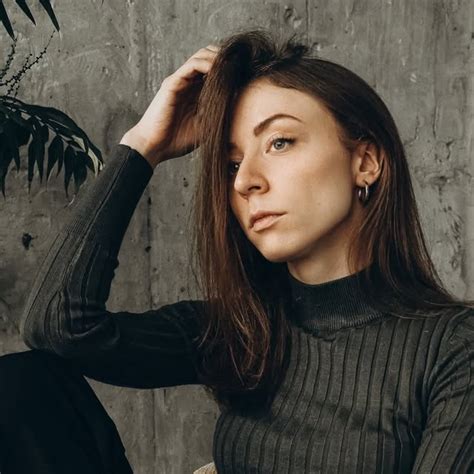 Yuliia Zhelonkina Zhelonkina Yulya Threads Say More