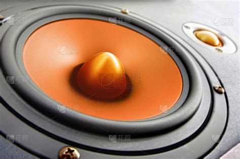 多媒体扬声器系统，不同的扬声器。高保真立体声系统音响喇叭。