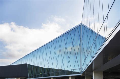 Gallery Of This Large Structural Frame Is Made From Laminated Wood 18
