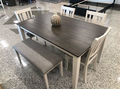 Rowan Dining Set