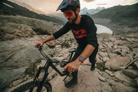 时尚广州新媒体 天梭宣布山地自行车职业骑手基利安·布朗出任品牌挚友 广州时尚媒体，天梭 知乎