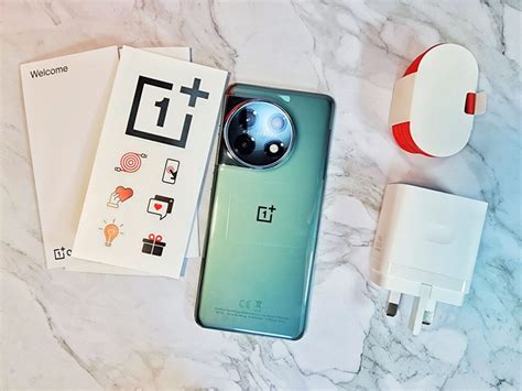 Oneplus Unboxing And First Look Slick Sleek Snapdragon Gen Flagship Unboxed Hitech