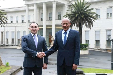 ምክትል ጠቅላይ ሚኒስትር ተመስገን ጥሩነህ ከአዘርባጃን ሪፐብሊክ የፐብሊክ ሰርቪስ እና ማኅበራዊ ፈጠራ ተቋም ሊቀ መንበር ኦልቪ ሜዲዬቭ ጋር ተወያዩ።