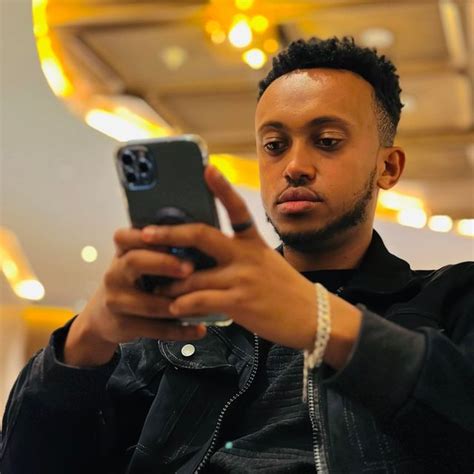 Abi Tinsu Abi Tinsu • Threads Say More