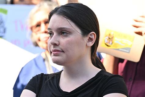 Sex Workers Illegal Vendors At Nyc ‘market Of Sweethearts Urge Cops