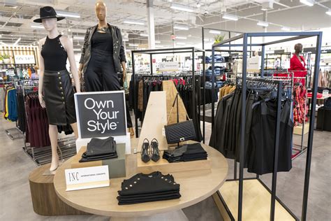 Macys To Accelerate Small Format Store Rollout As Retailers Shrink Sites