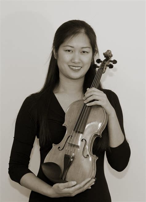 Sarah Wright Violin The Metropolitan Symphony Orchestra