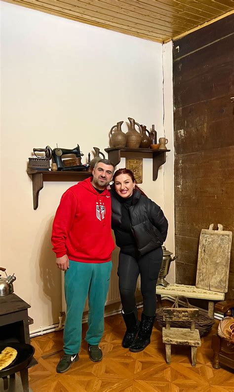 აზნაურის სახლი • Gentry აზნაურის სახლი • Gentry House