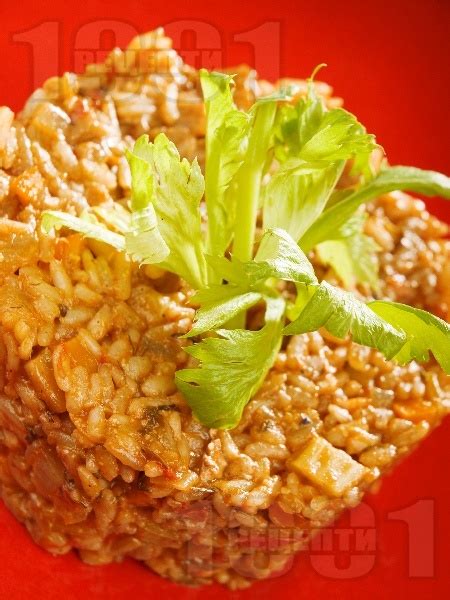 Вкусно вегетарианско ризото с пресни или замразени гъби манатарки