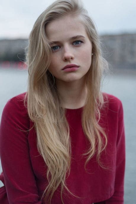 Classify Belarusian Russian Actress Aleksandra Bortich