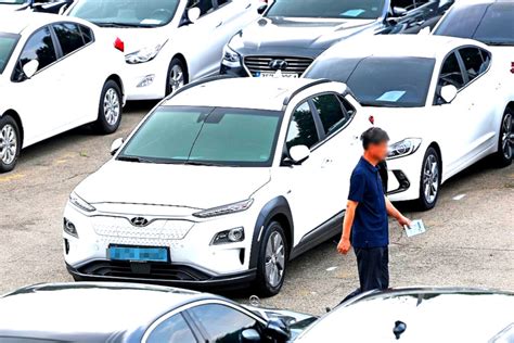 아반떼야 스포츠카야 현대차 고성능 세단 아반떼 N 페이스리프트 공개 더위드카