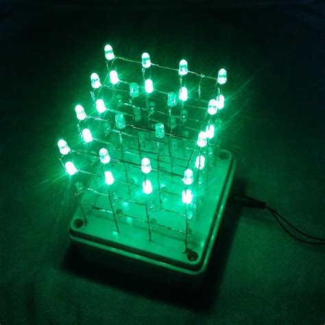 X X GREEN LED CUBE Box D Display Ultrabright Light Show Effect Usb V Battery In
