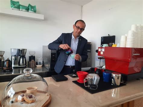 Customer Experience Operational Excellence Loyalty Many Are The Promises Made By Companies