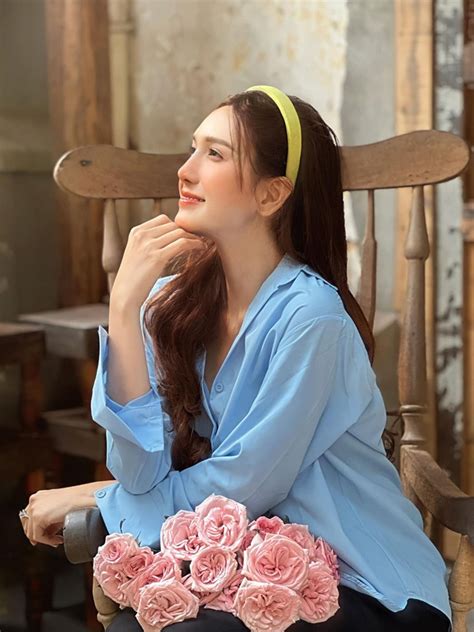 Ch Ng Trai C M Cho Ti N Chuy N Gi I Th Nh Con G I Xinh P Nh M Ng I P Vi T Gi I Tr