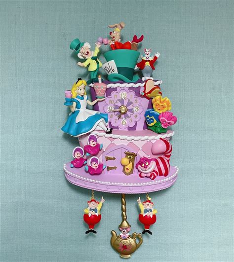 이상한 나라의 앨리스 70주년 벽시계 콜리 Colley