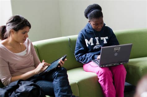 Mitx Offers First Free And Interactive Online Class The Verge