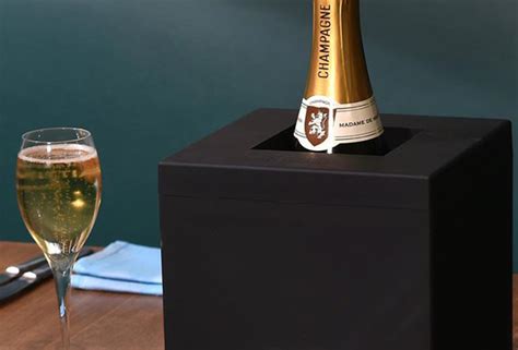 Injection Cube Abs Moulding Injection