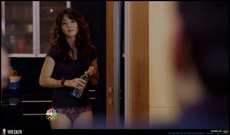 Naked Vedette Lim In Chicago Fire