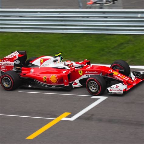 An F1 Race Lap Timing Calculation