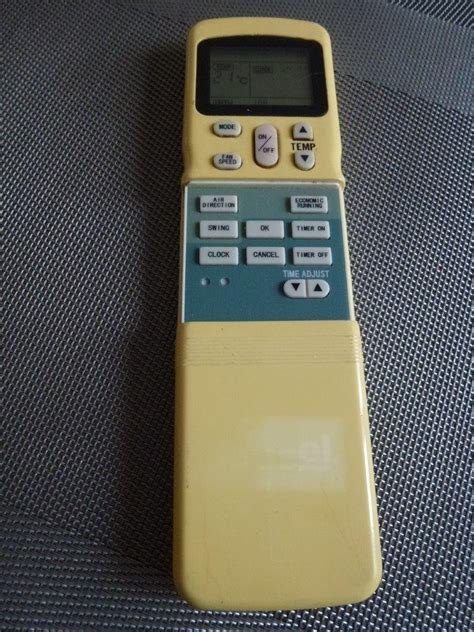 Housel R11HG/E daljinski za klima uređaje - Kupindo.com (64830217)