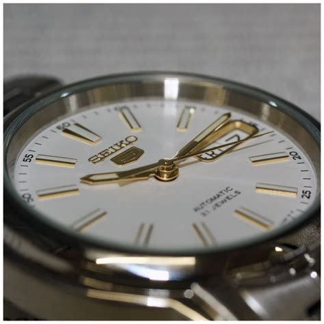 Seiko 5 7s26 Daydate Automatic 36mm Silver Sunray Dial Stainless