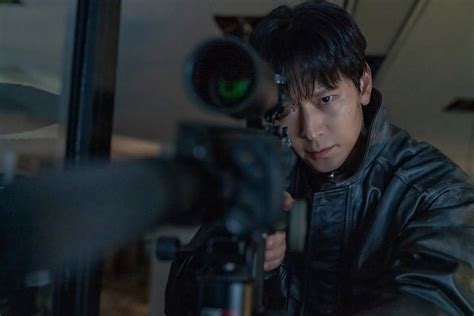 강동원과 첩보 멜로 전지현 기분 좋은 설렘과 긴장감 있어 북극성