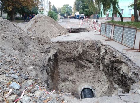 Підрядника підозрюють у заволодінні 5 млн грн під час реконструкції колектора в Сумах Новини