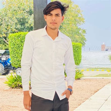 Tok Model Babes Tokgirly • Threads Say More