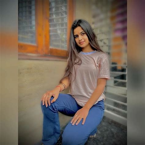 Parul Arora Biography Wiki Boyfriend Hd Photos Interesting