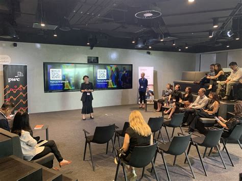 Chro Roundtable Workforce Reinvention How Leaders Can Empower People Transformation With