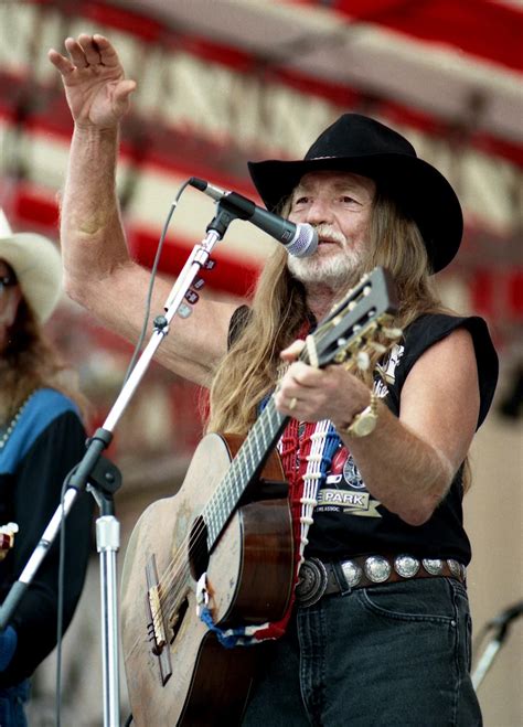 Willie Nelson 91 Returns To The Road After Health Concerns Not