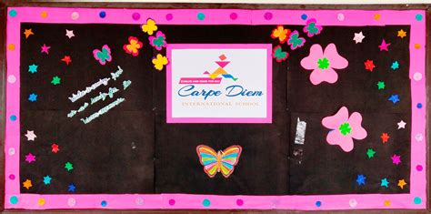 A Class Decoration Before Facebook