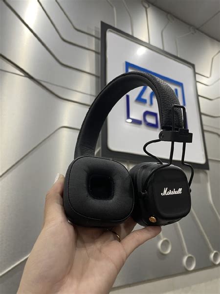 B Ng Gi Tai Nghe Marshall C Ch Nh H Ng Handland