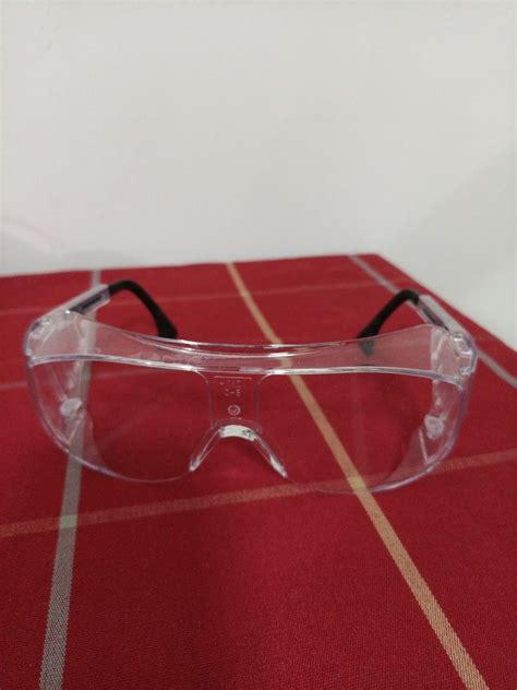 Lab Goggles For Laboratory Lesson Everything Else On Carousell