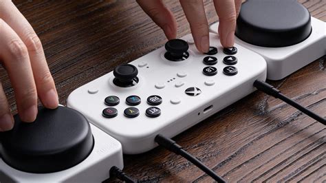 Xbox Announces Accessible Controllers Packaging More