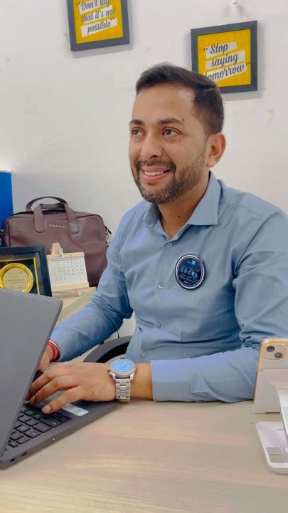 Dhiraj Mahajan On Linkedin Healthinsurance Insurance Future Experiencecollaborateur India